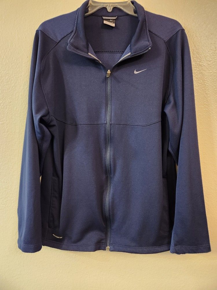 Men's Nike Sphere Dry Fit Zip Up Jacket for Sale in South Sioux City ...
