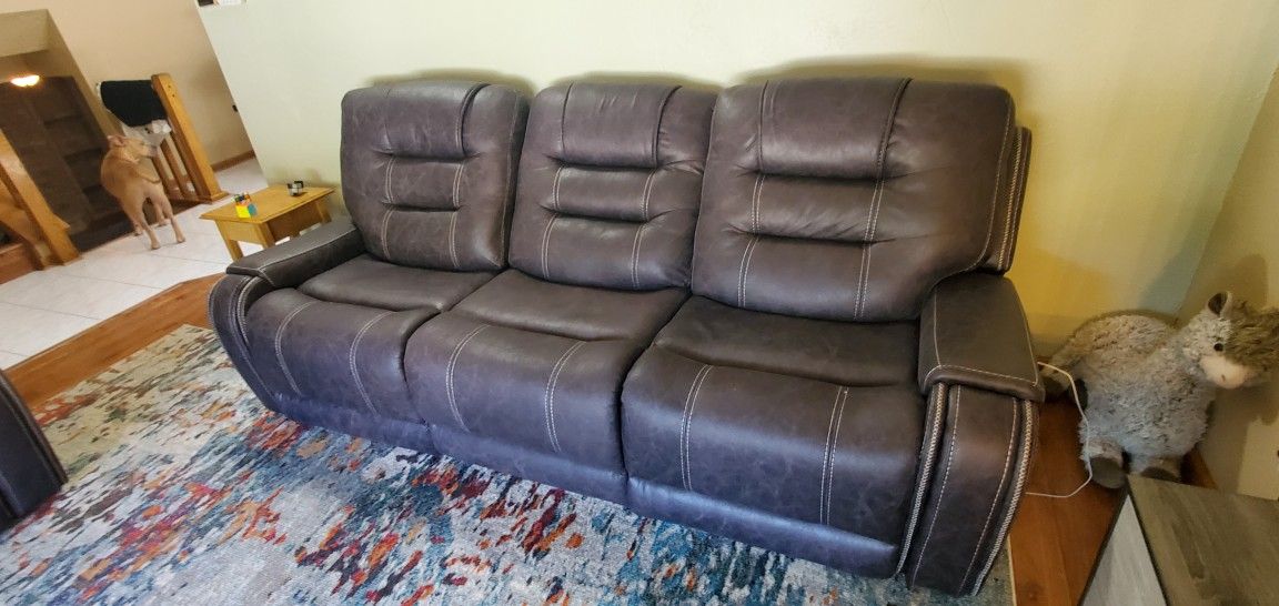 Ashley Furniture Wasson 3 Cushion Sofa w/End Power Recliners for Sale ...