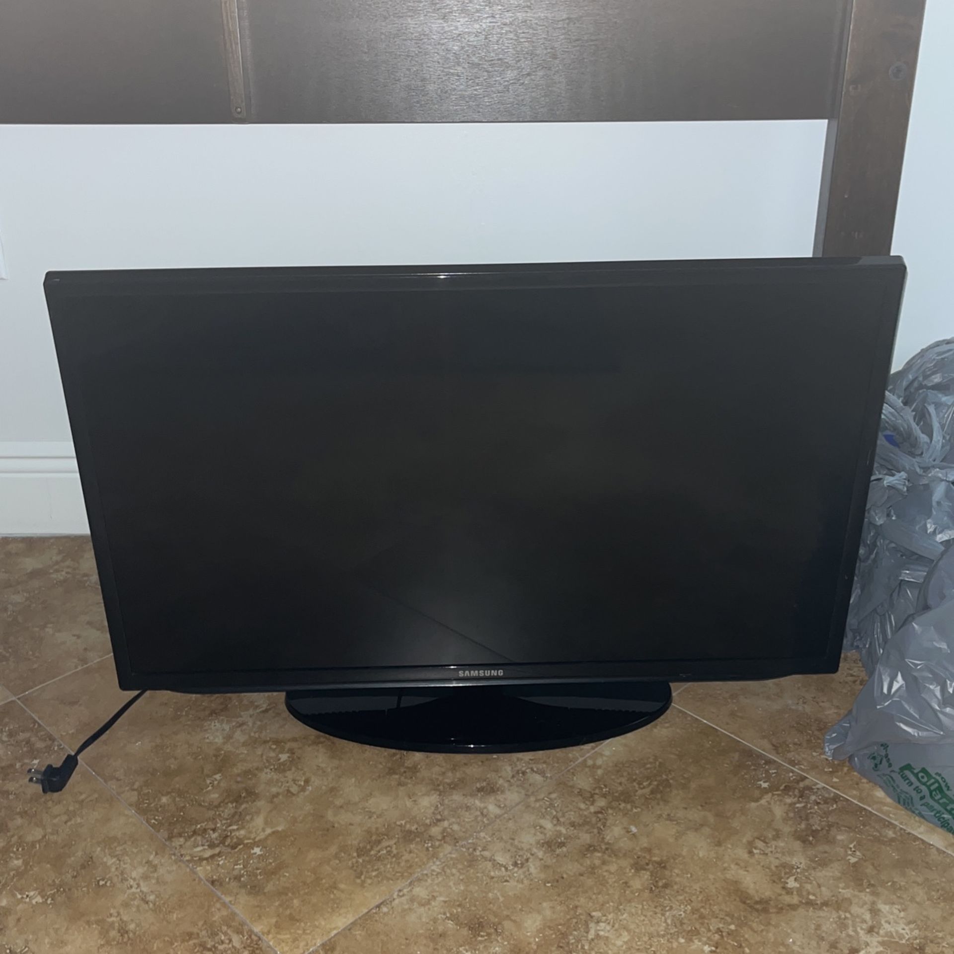 29 Inch Samsung TV for Sale in Lake Worth, FL - OfferUp