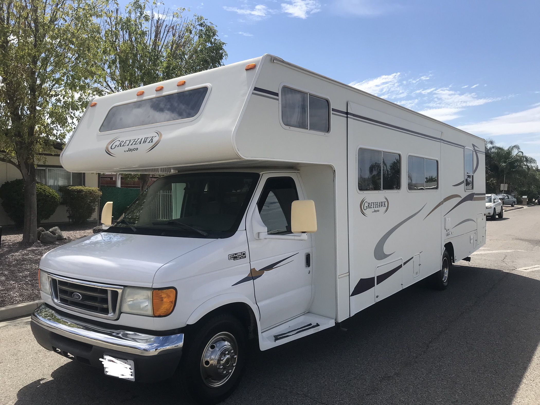 2005 Ford E-450 V10 Super duty 31ft Rv for Sale in San Jacinto, CA ...