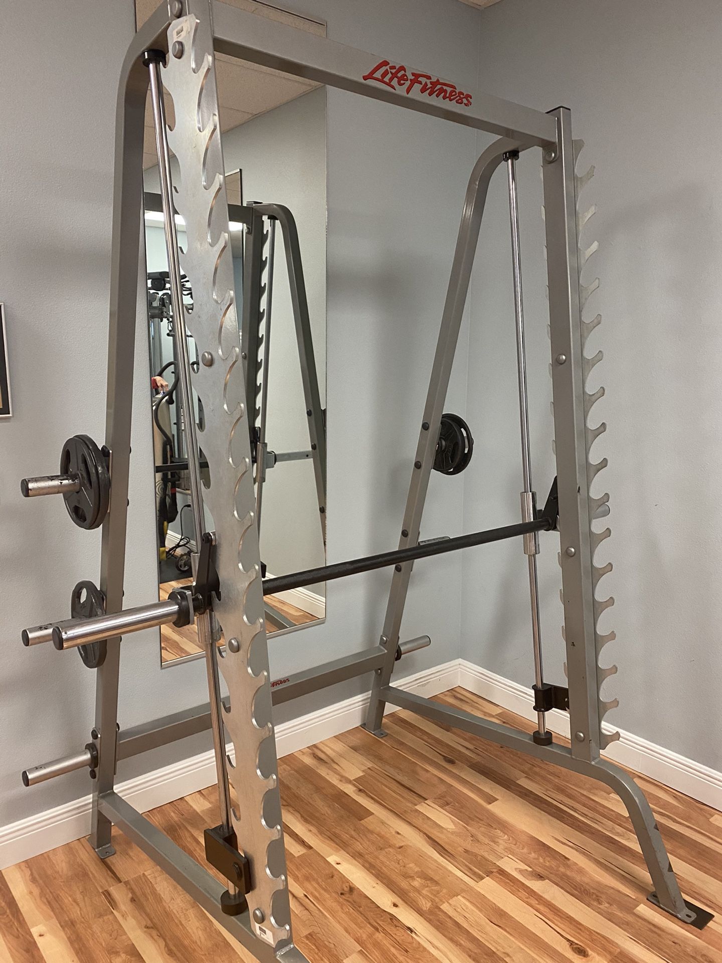 LIFE FITNESS COMMERCIAL SMITH MACHINE / SQUAT RACK EXCELLENT CONDITION ...