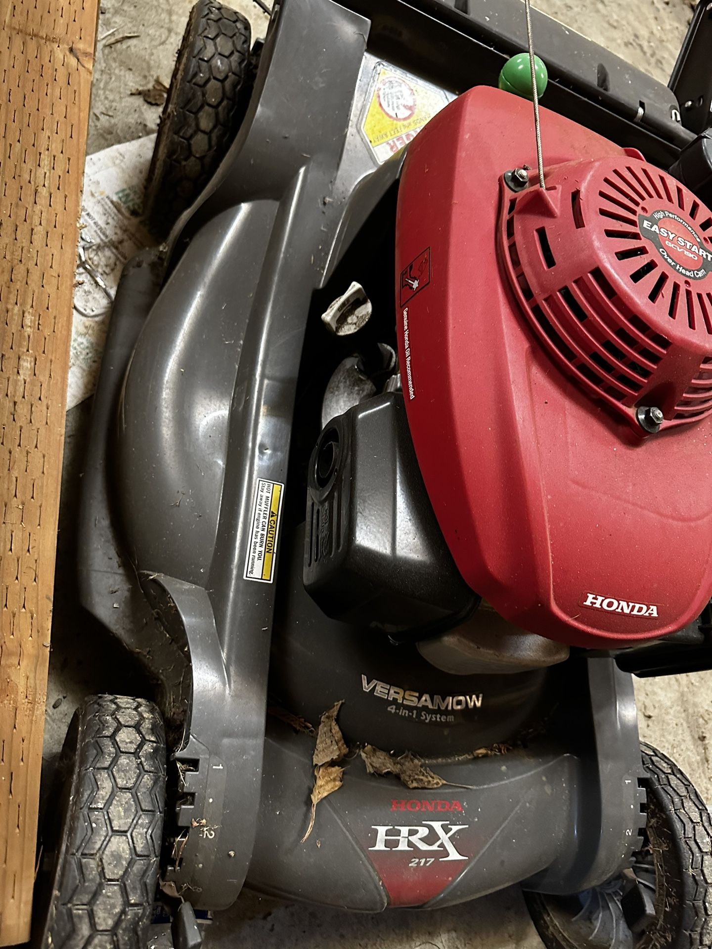 Lawn Mower for Sale in Malone-porter, WA - OfferUp