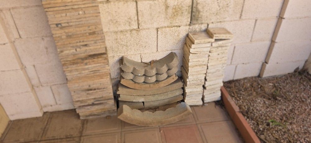 Free Bricks And Cinder Blocks for Sale in Apache Junction, AZ - OfferUp