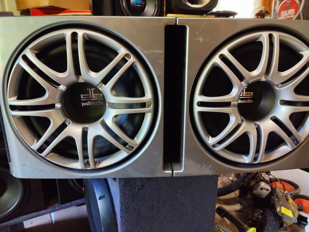 Lots Of Car Audio Subs Amps Boxes NO FLAKES for Sale in Bonney Lake, WA ...