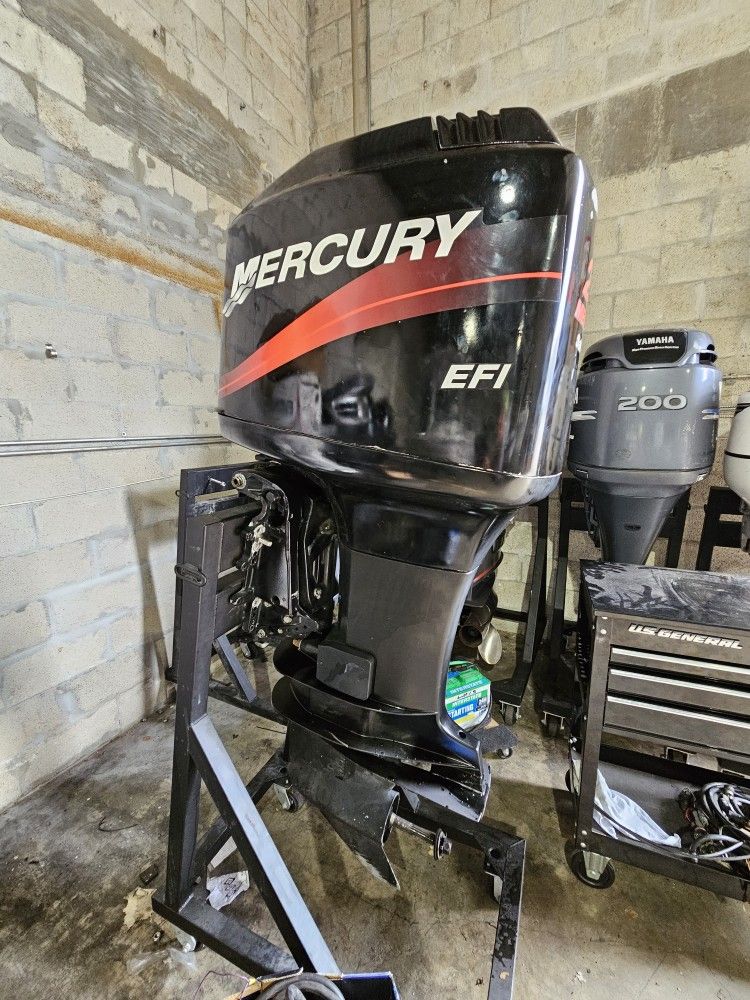 2001 Mercury Two Stroke 250 Hp Fuel Injection for Sale in Miami, FL ...