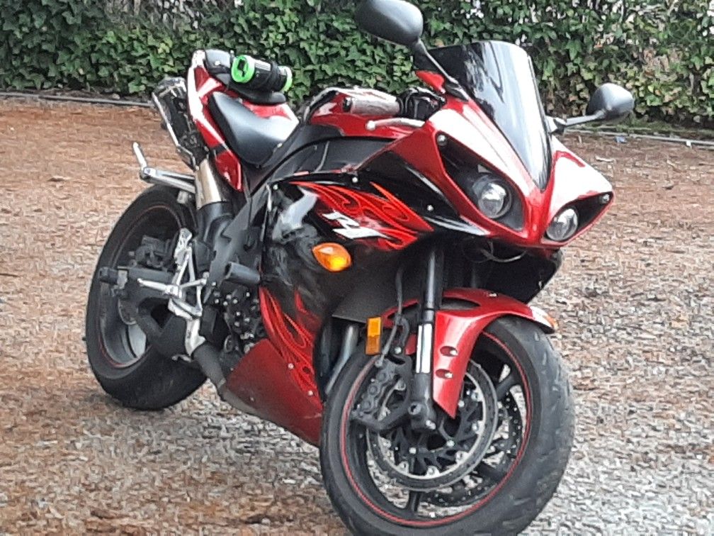 2011 Yamaha R1 For Sale ZeCycles 2011 Yamaha R1 For Sale ZeCycles