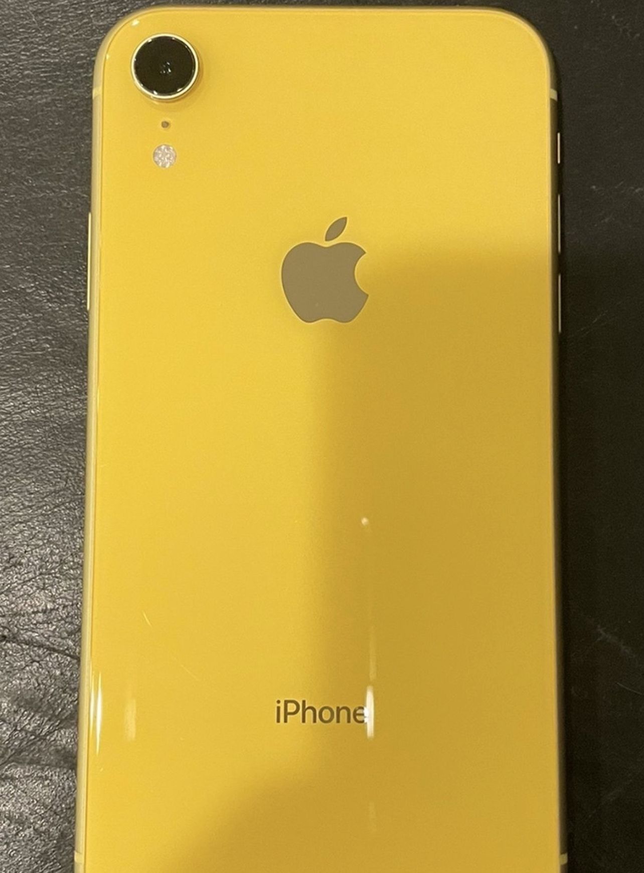 iPhone XR Unlocked for Sale in Chino, CA - OfferUp