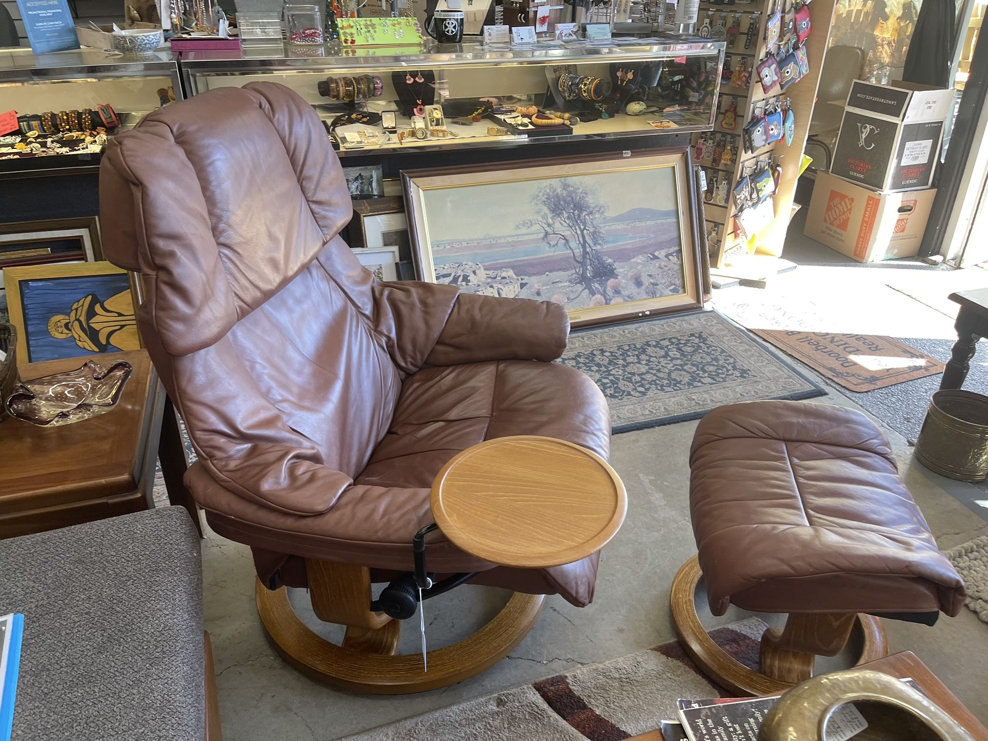 Vintage Ekornes Stressless Recliner With Side Table And Footstool for ...
