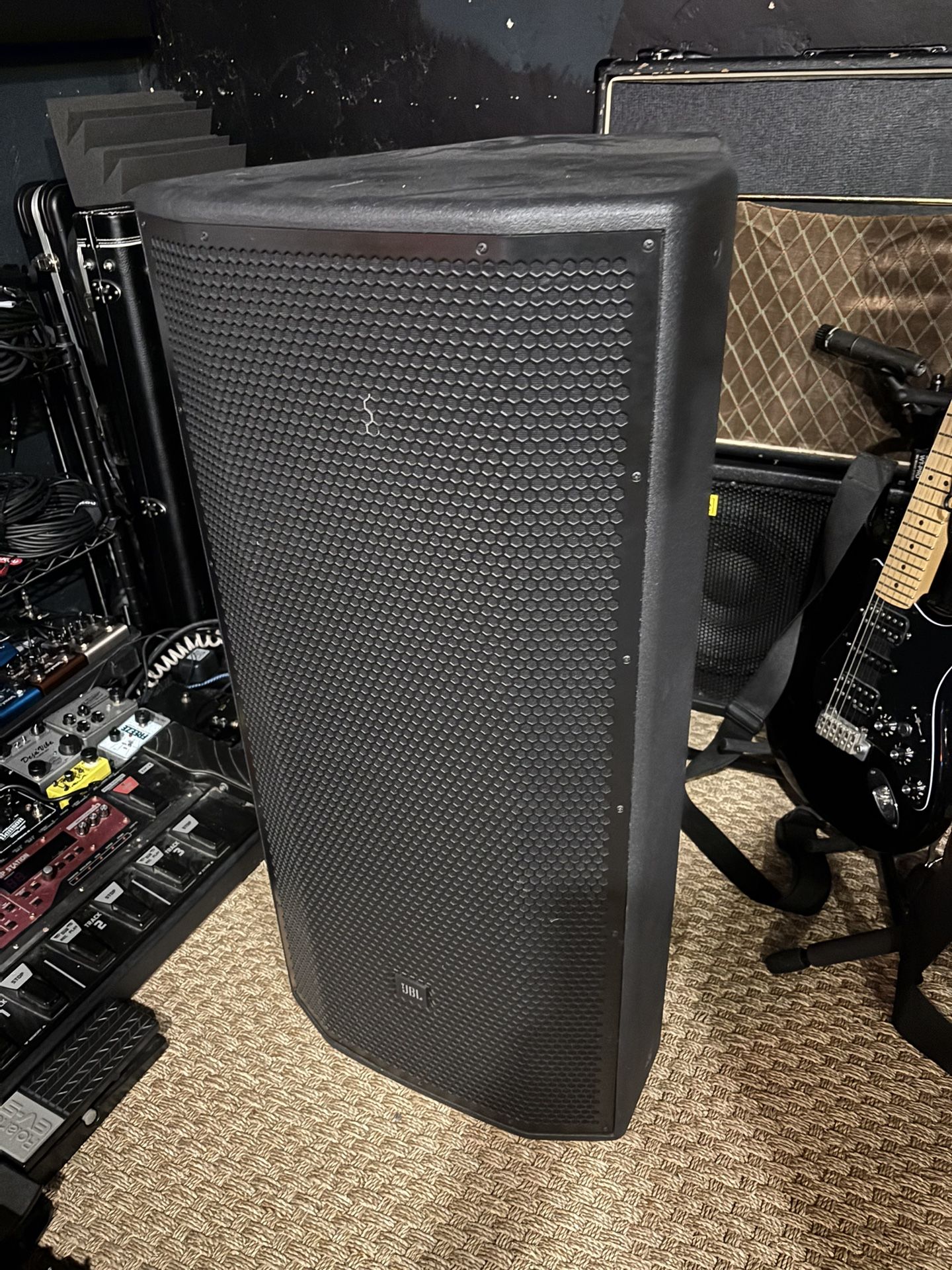 Jbl Jrx 800 Powered Pa Speaker for Sale in Whittier, CA - OfferUp