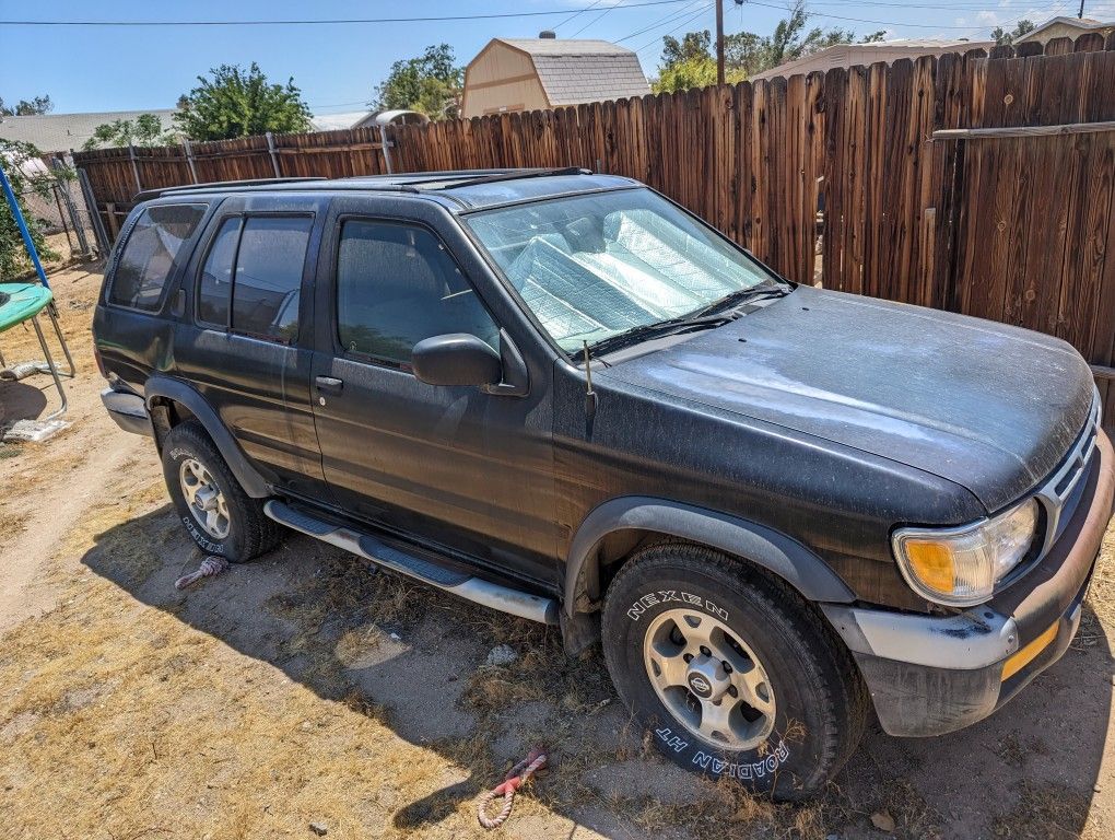 1996 Nissan Pathfinder for Sale in Apple Valley, CA - OfferUp