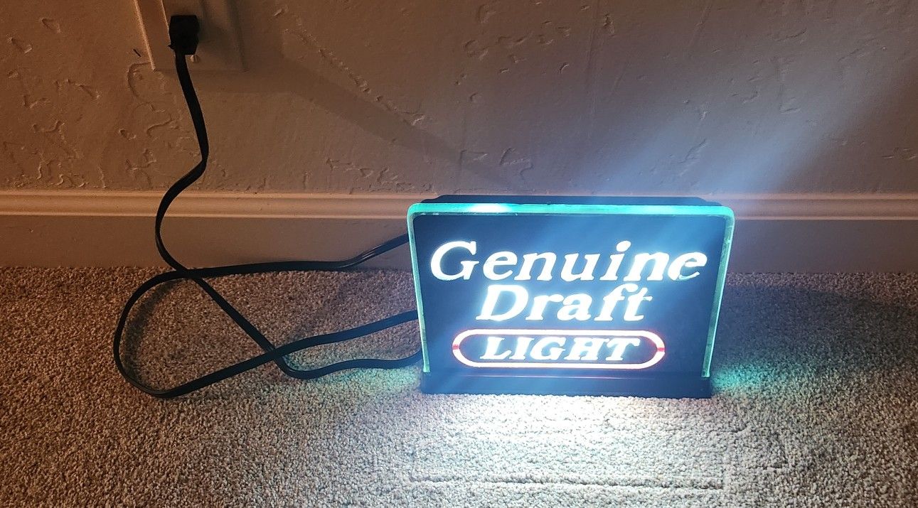 Genuine Draft Light Flourencent Sign for Sale in Encinitas, CA - OfferUp