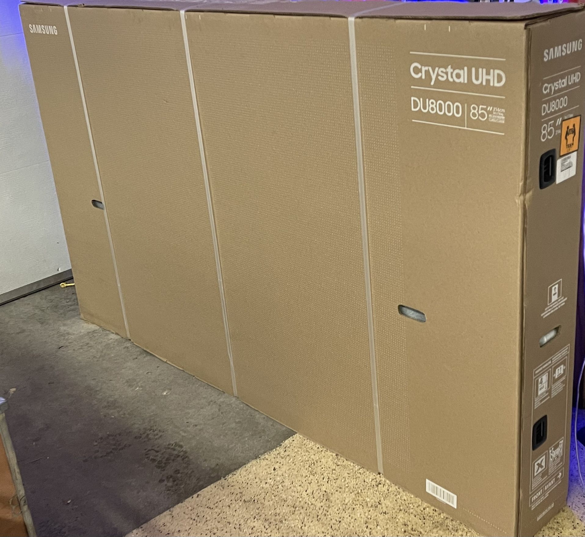 Samsung Crystal UHD 85in TV for Sale in Stanwood, WA - OfferUp