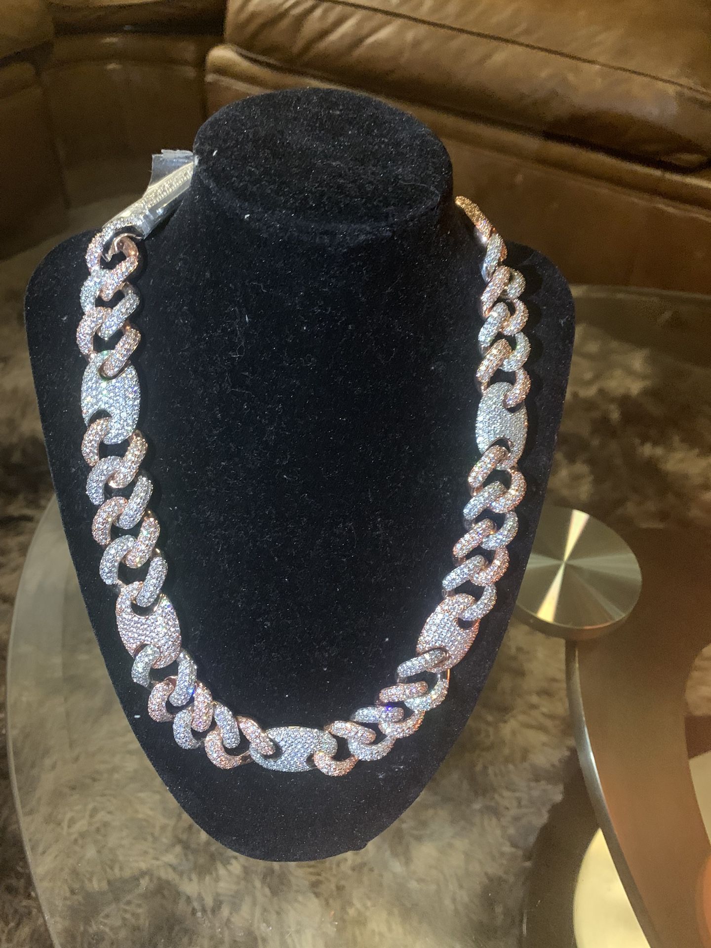 Beautiful Heavy Two Tone 20in Cuban Link Chain for Sale in Garland, TX ...