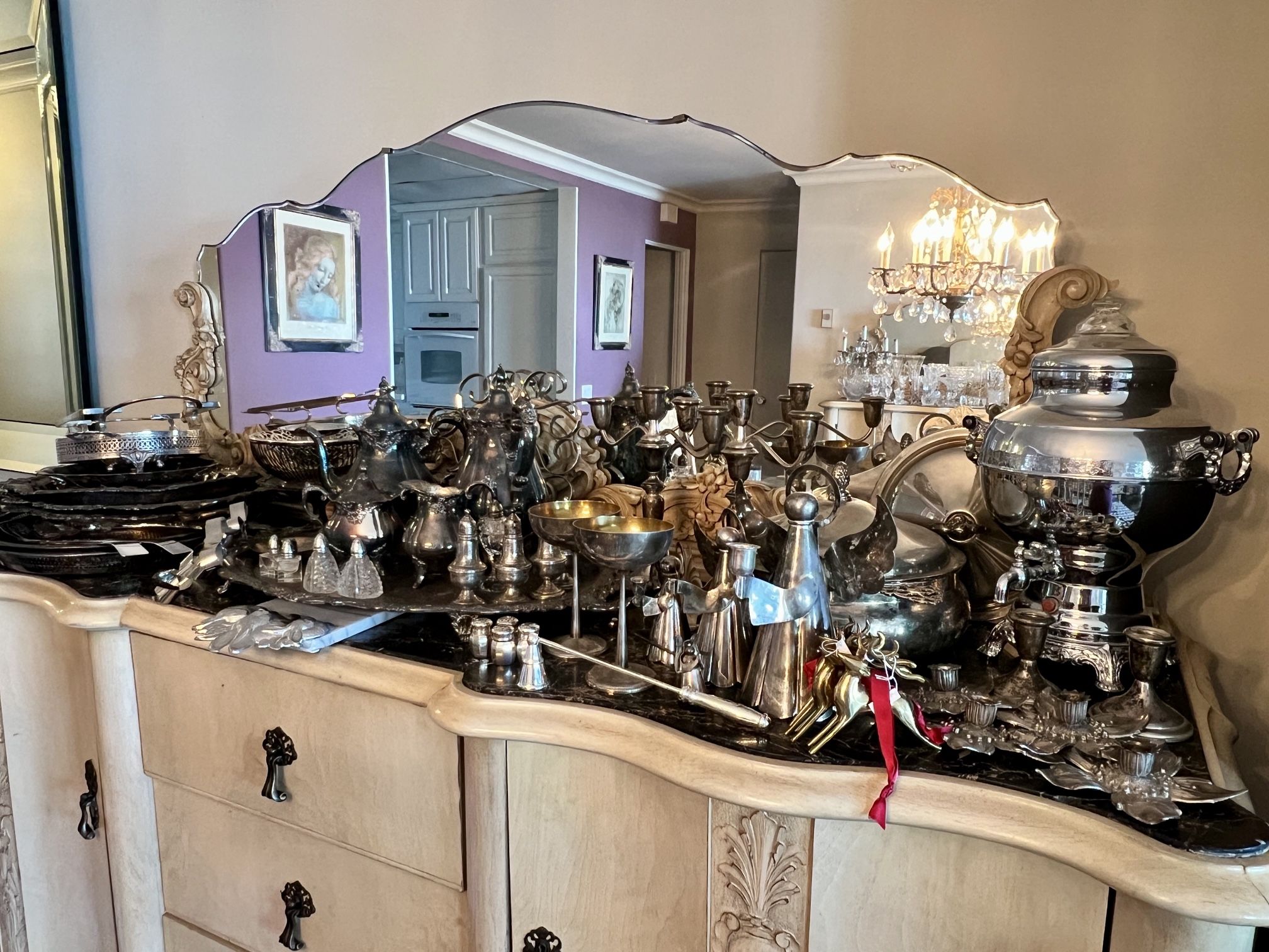 Antique Sale!! Over 300 Pieces Must Go.. Feb 22-23rd Only! for Sale in ...