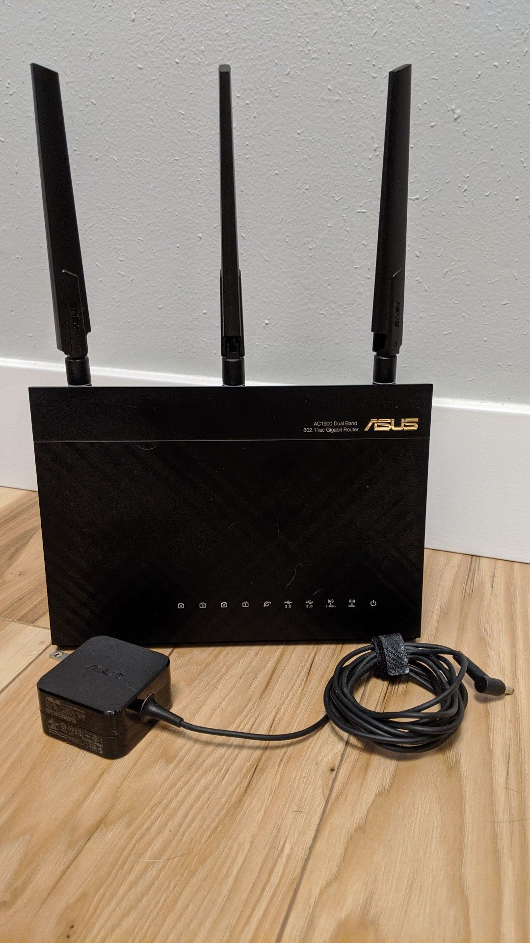 Super Fast Gigabit WiFi Router w. AiProtection for Sale in Seattle, WA ...