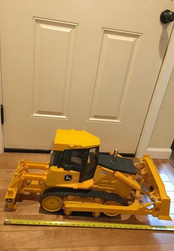 1/6 BIG JOHN DEERE RC 850J BULLDOZER TRACTOR W/O Remote for Sale in ...