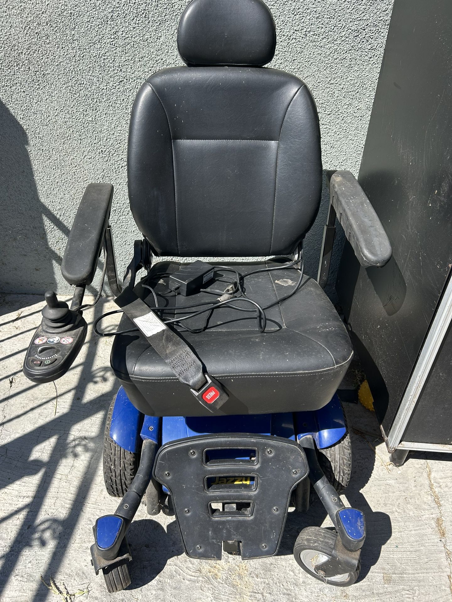 Electrical Wheelchair for Sale in Carson, CA - OfferUp