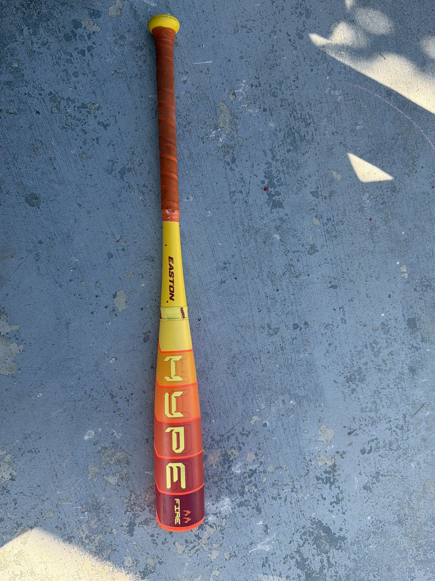 Easton Hype Fire USA 27” Bat for Sale in Cypress, CA - OfferUp