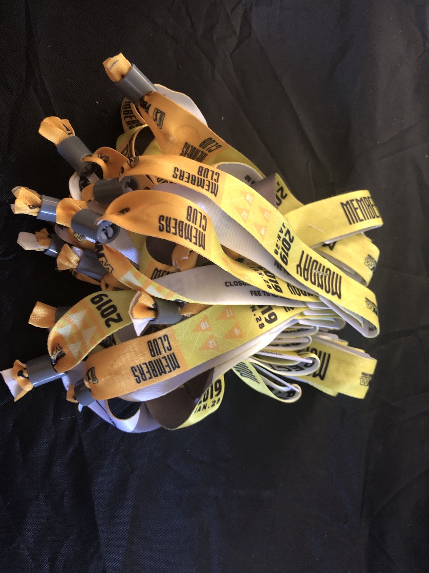 MONDAY WASTE MANAGEMENT MEMBERS CLUB PASSES for Sale in Tempe, AZ - OfferUp