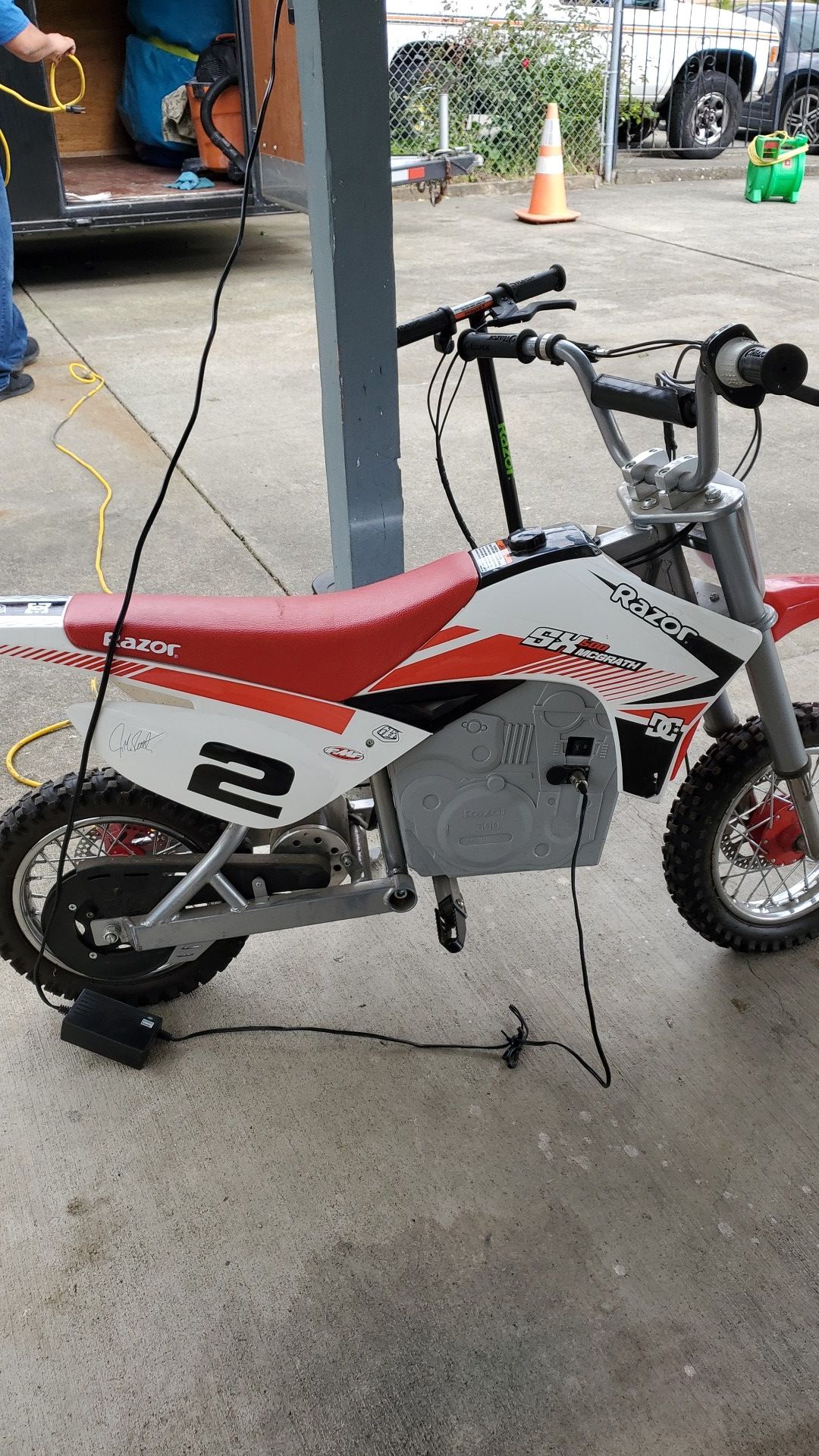 Razor Dirt Bike 500 for Sale in Seattle, WA - OfferUp