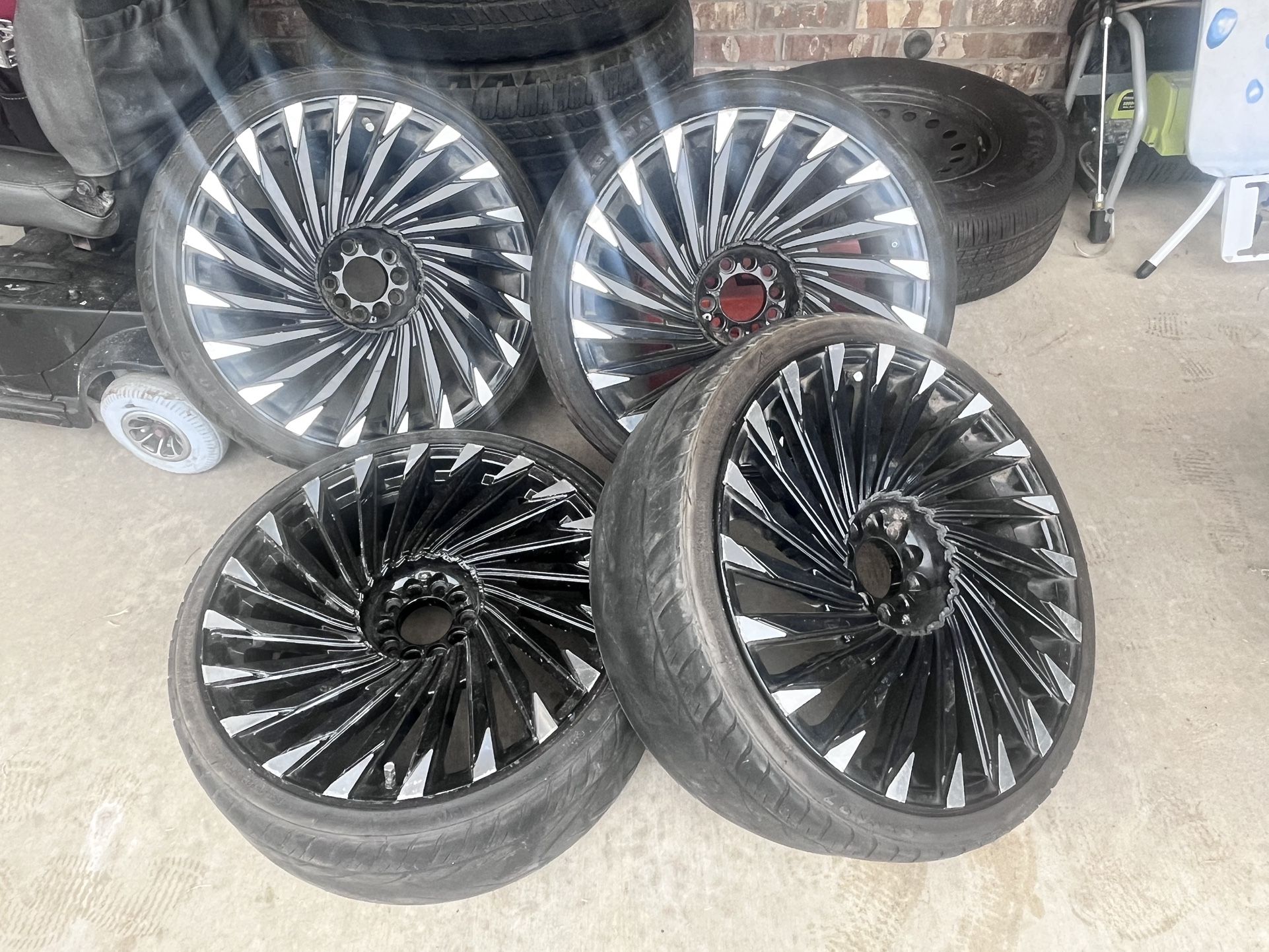 Azara 20” Wheels for Sale in Rowlett, TX - OfferUp