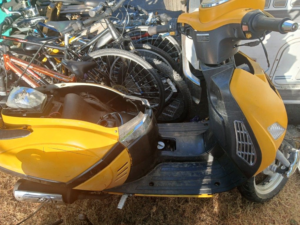 150cc Scooter for Sale in Seattle, WA - OfferUp