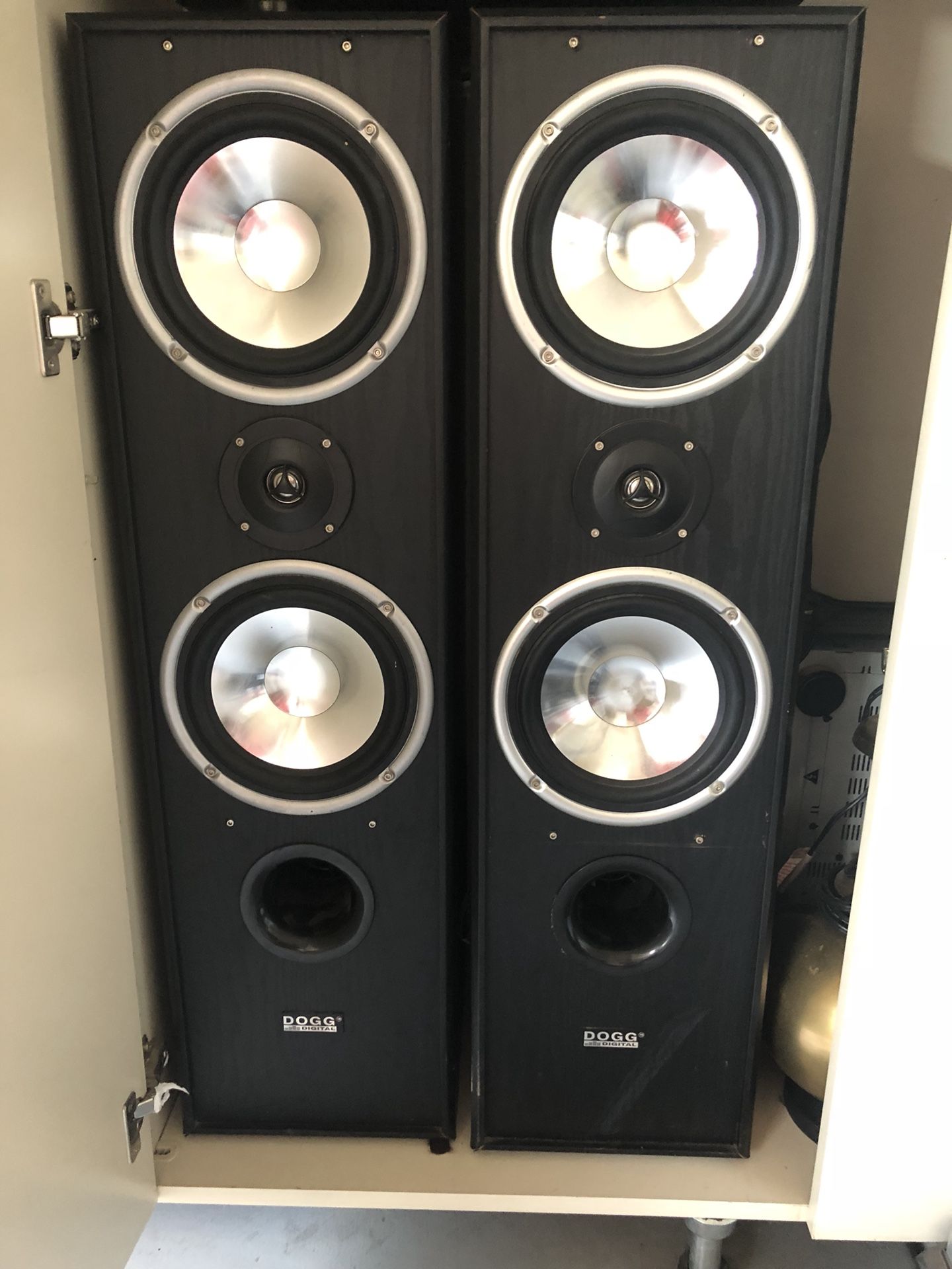 2 dogg audio # da600sl 7.1 pro series 111 30-350watts 4-8 ohms mtx sw2 ...