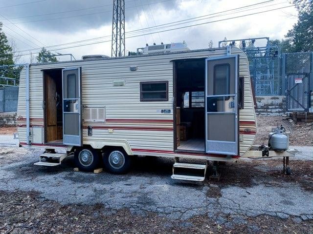 1989 Kit Companion Camper Travel Trailer for Sale in Lake Arrowhead, CA ...