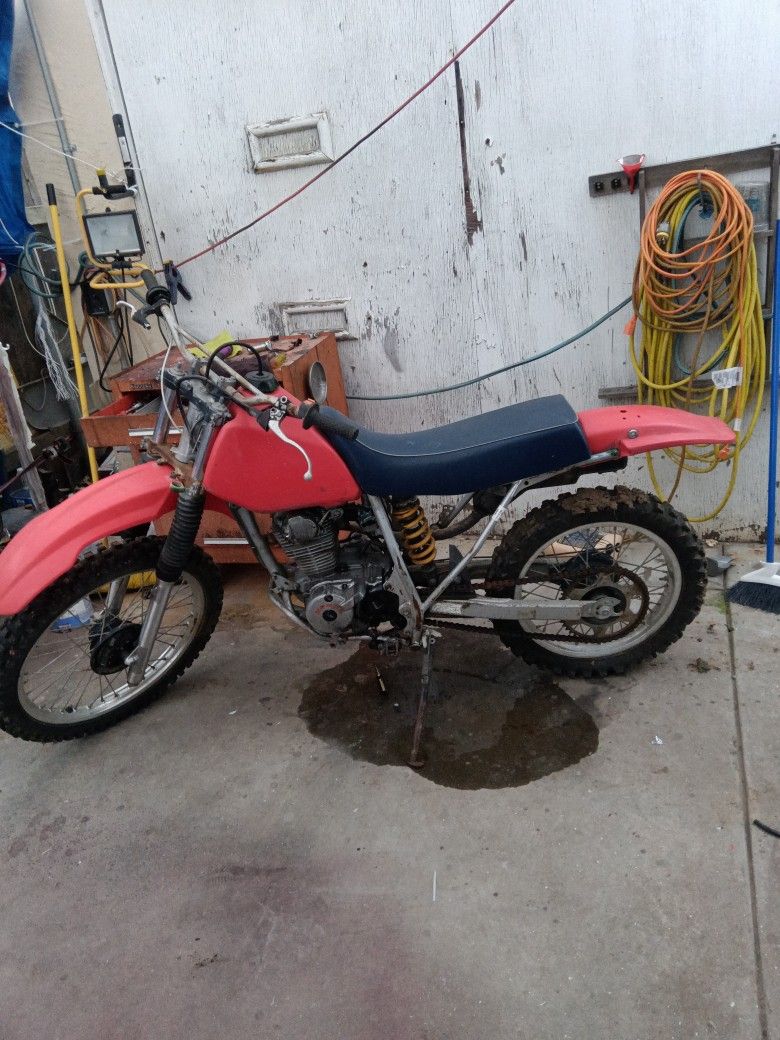 2002 Honda Xr200r for Sale in Spring Valley, CA - OfferUp
