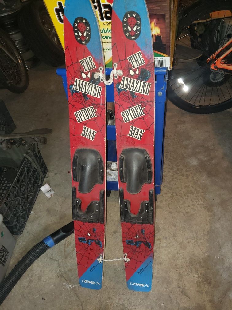 Vintage Spiderman water skis for Sale in Edgewood, WA - OfferUp