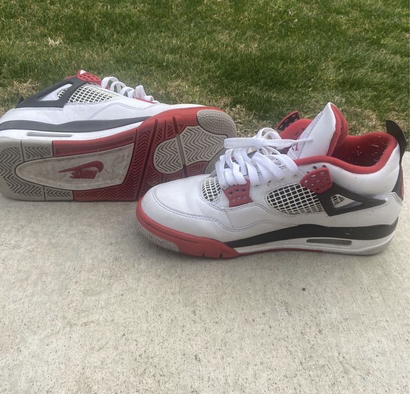 Jordan 4s for Sale in Bakersfield, CA - OfferUp
