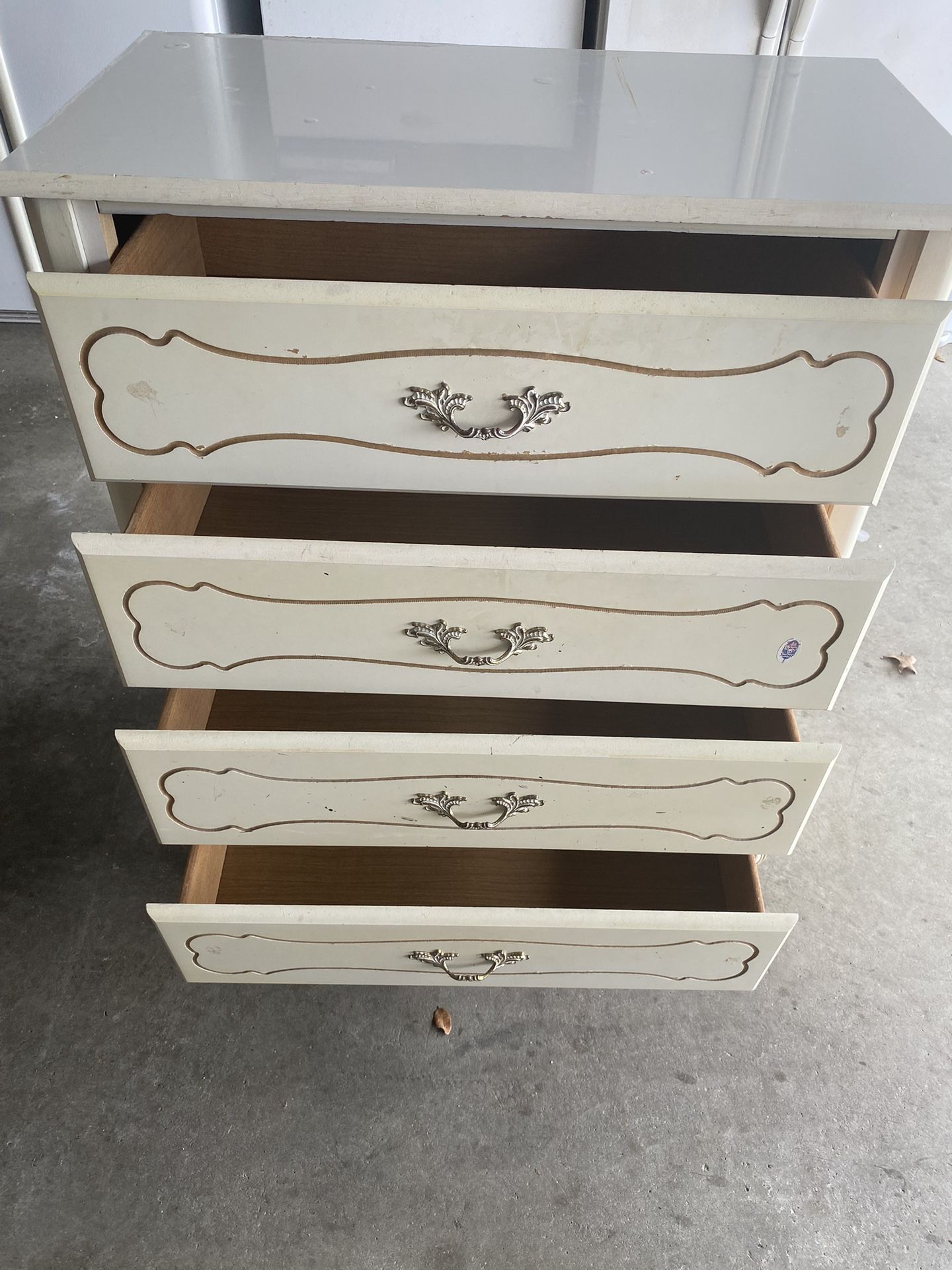 Chester Draw Top To Bottom 40in/ Front To Back 17in/Left To Right 32in ...