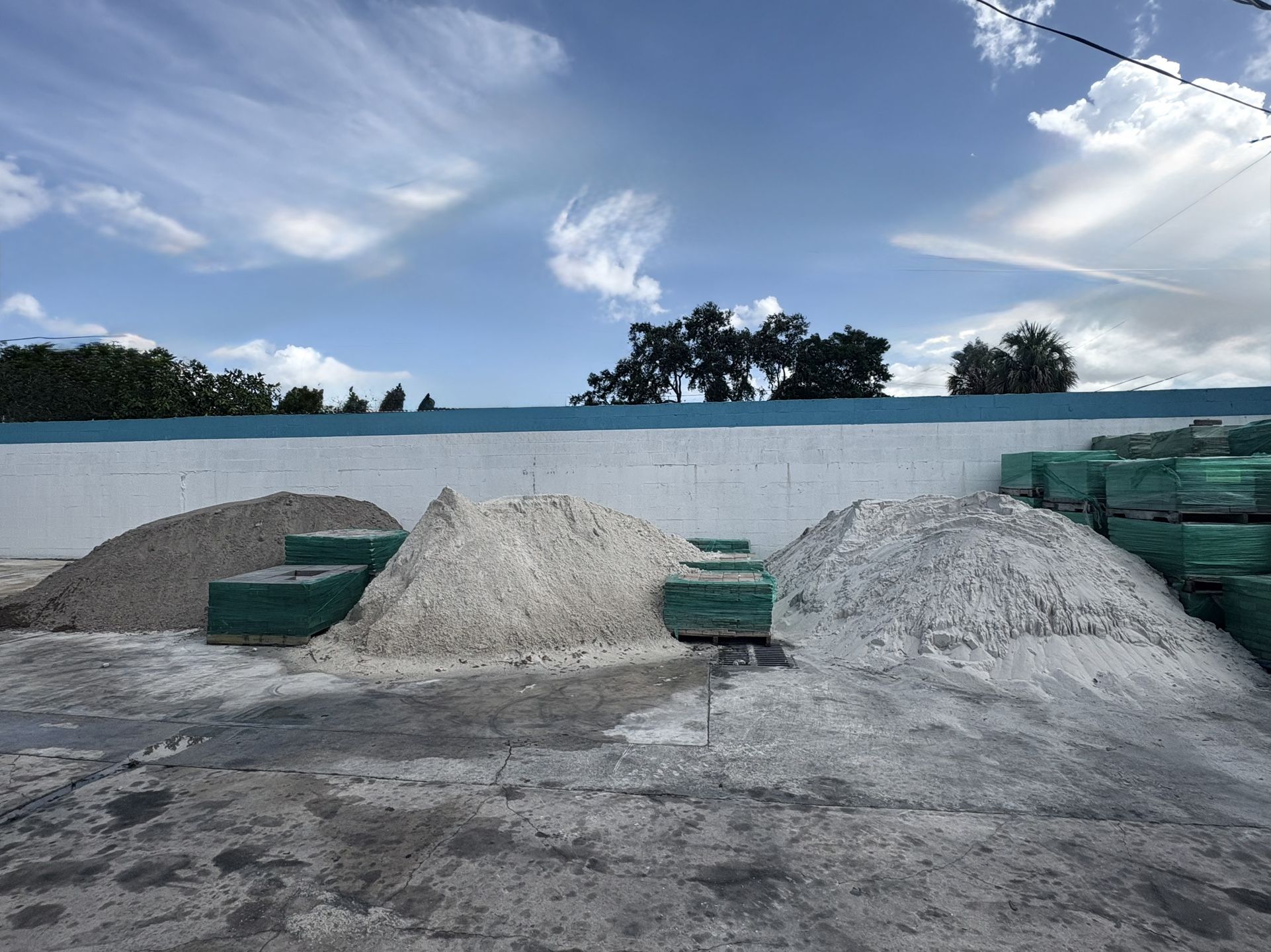 “High Quality Sand” for Sale in Pompano Beach, FL - OfferUp