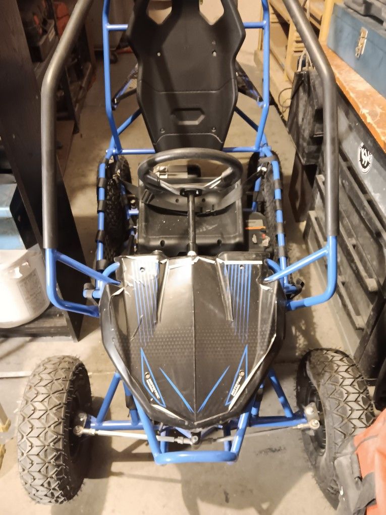Brand New Moto Tech Go Kart Needs Charger Works Perfect for Sale in Las ...