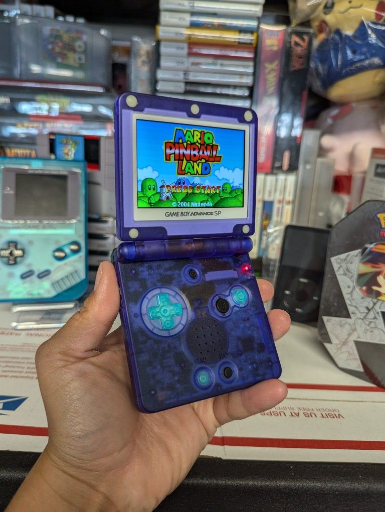 GBA SP, IPS SCREEN, NEW BATTERY, NEW SHELL, NEW BUTTONS for Sale in ...