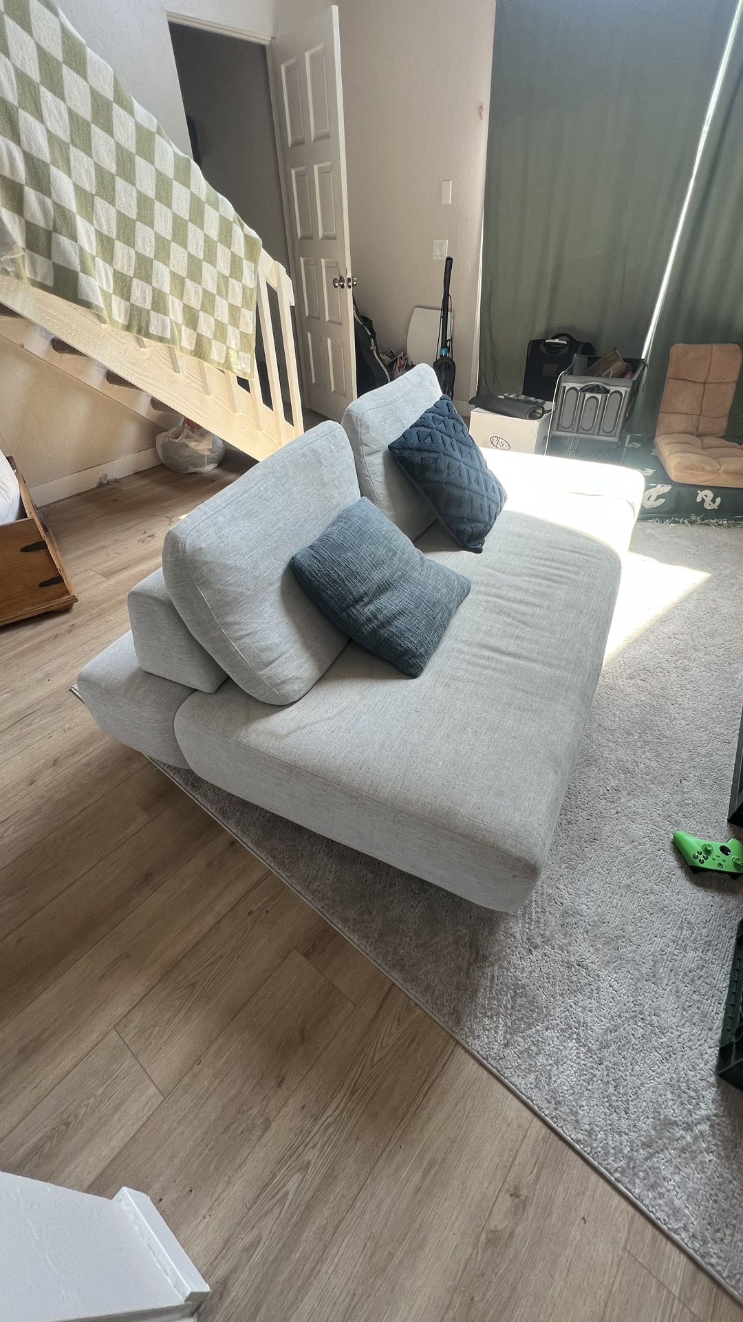 Minimalist Couch for Sale in Costa Mesa, CA - OfferUp