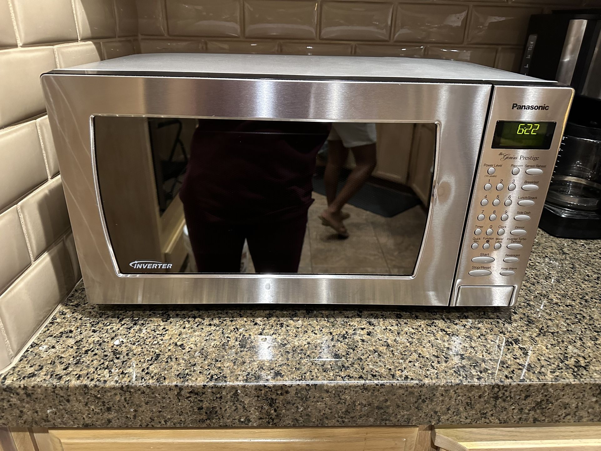 Large Microwave for Sale in Salida, CA - OfferUp
