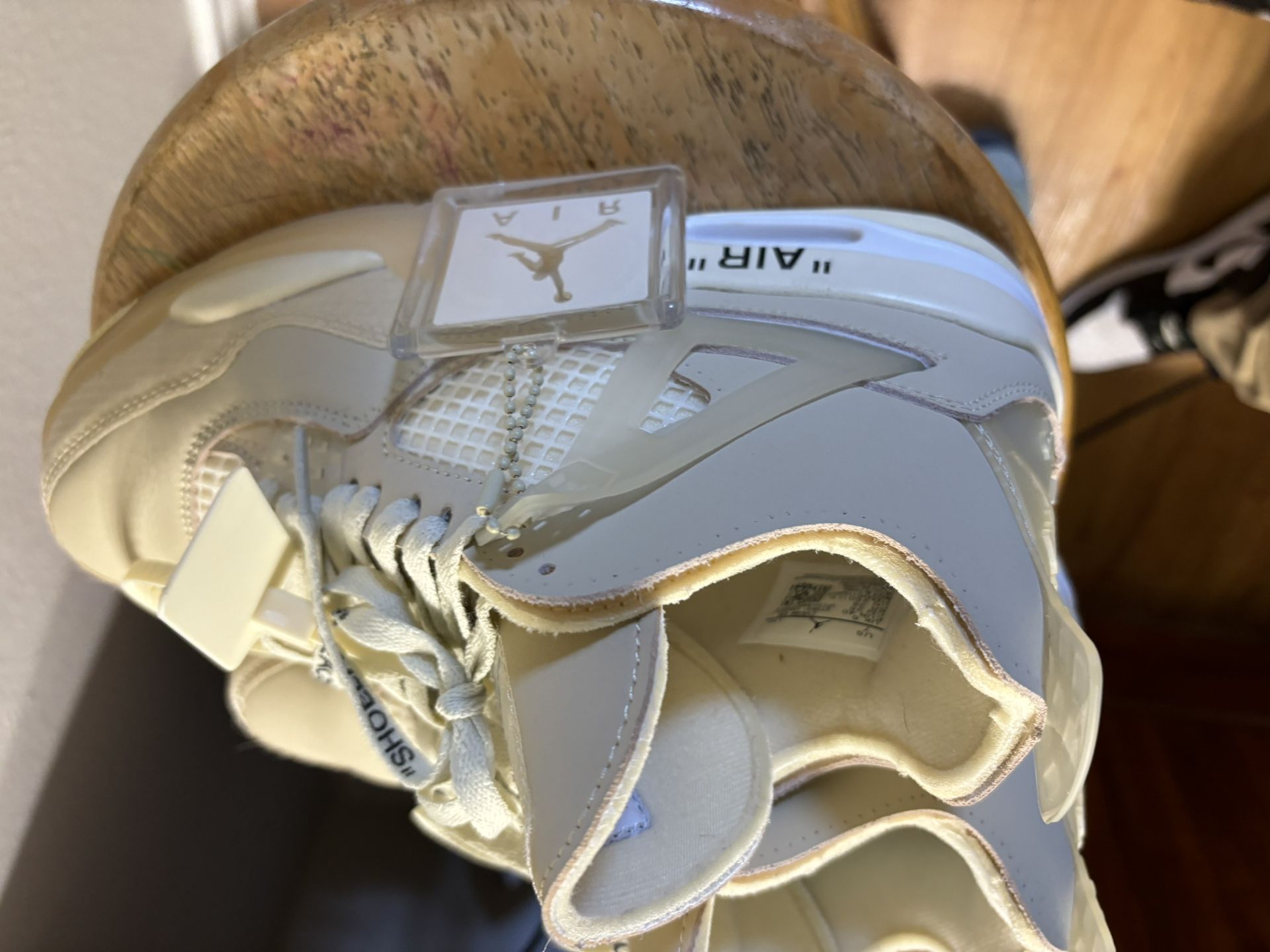 Off White 4s for Sale in San Antonio, TX - OfferUp