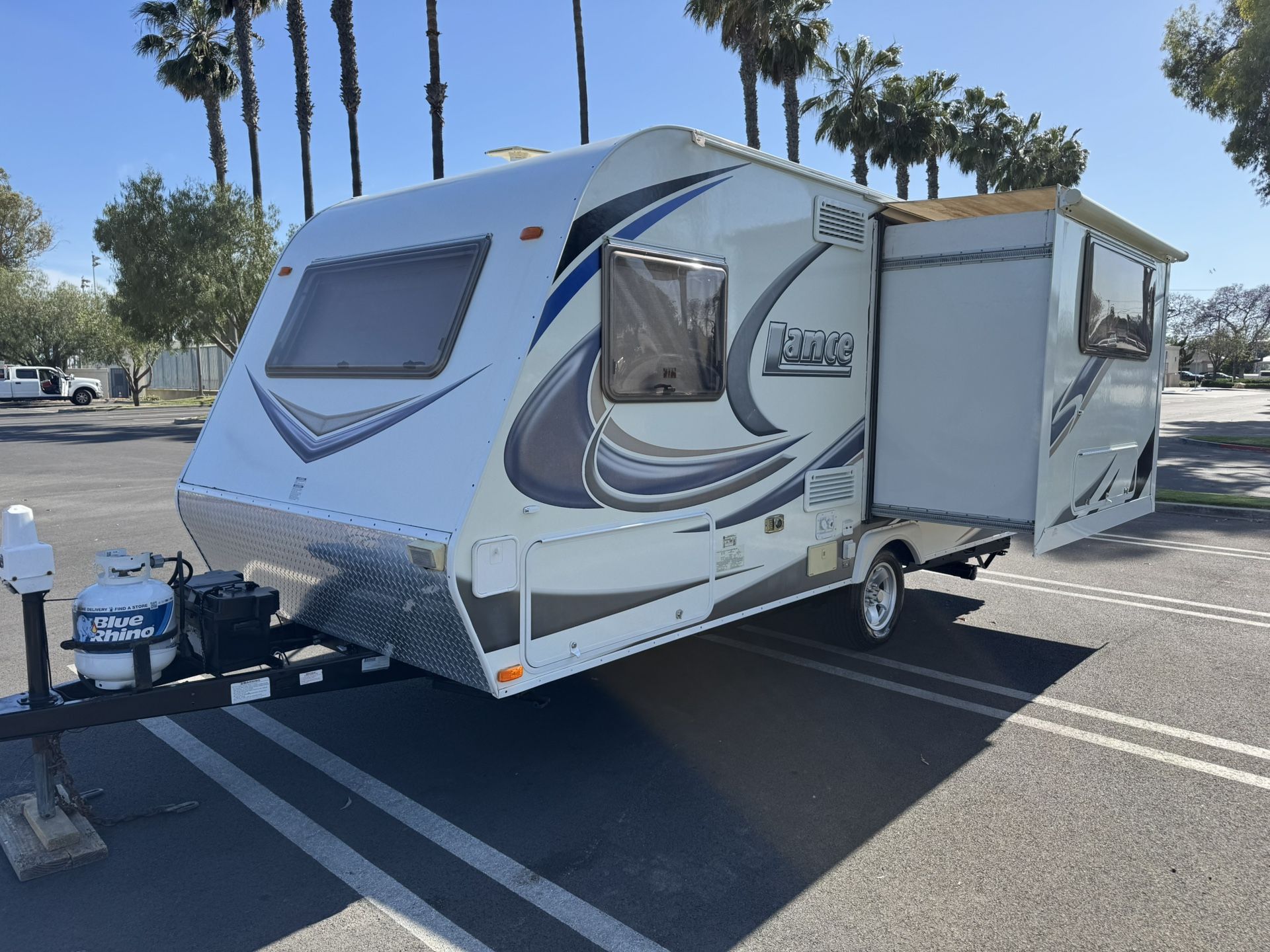 2012 Lance Travel Trailer 19 Ft Slide Out for Sale in Bellflower, CA ...