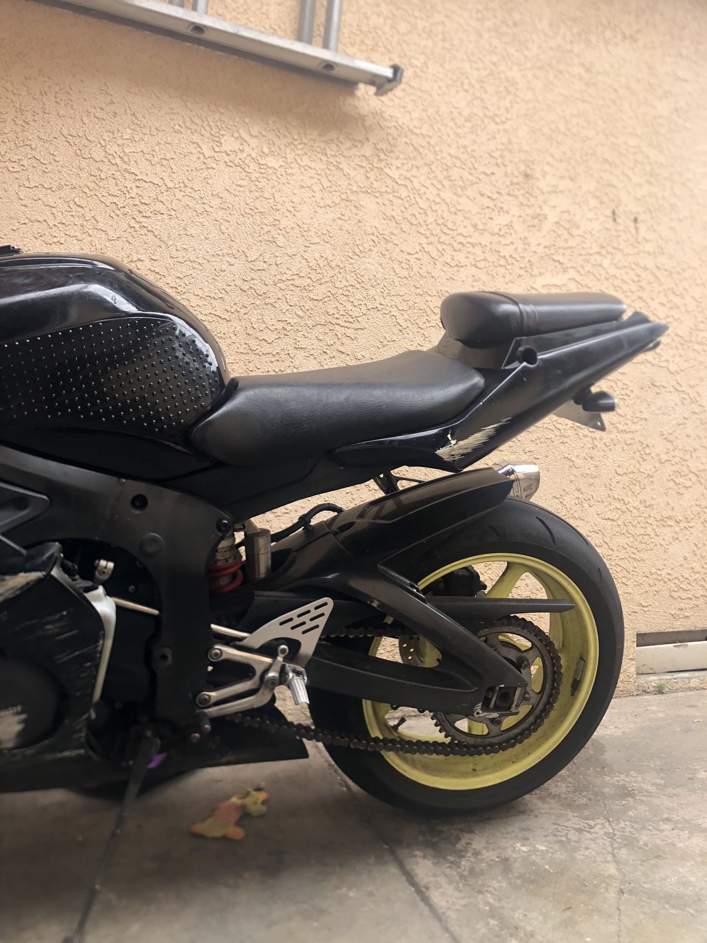 2004 Yamaha Yzf r6 for Sale in Lawndale, CA - OfferUp
