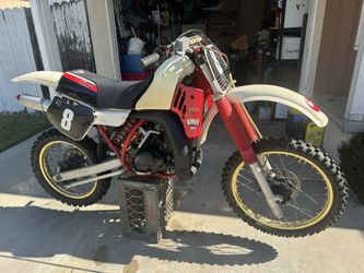 1985 Yamaha YZ250 for Sale in Long Beach, CA - OfferUp