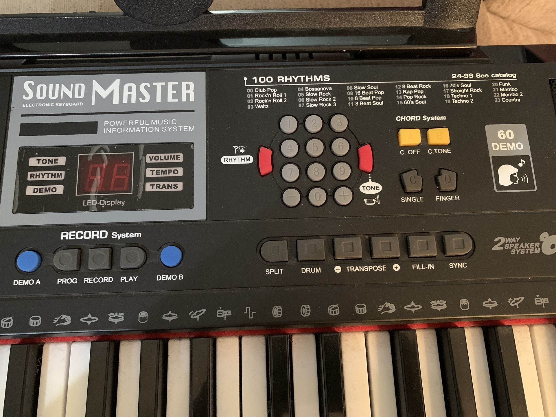 Sound Master Electronic Keyboard for Sale in Port St. Lucie, FL - OfferUp