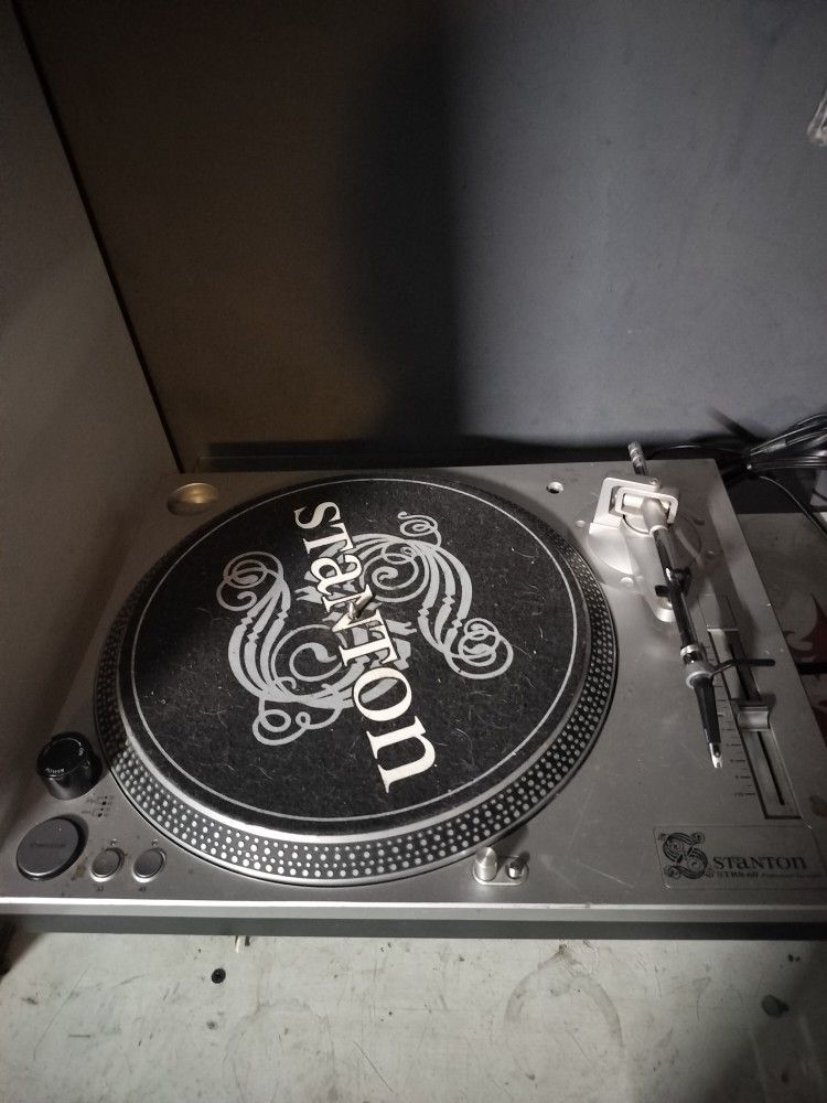 Stanton Turn Table For Vinyl Records for Sale in Buena Park, CA - OfferUp
