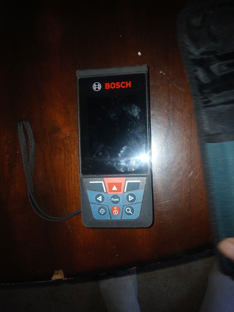 This Is The Bosch Blaze Digital Measuring Device For Up To Four Or 500 ...