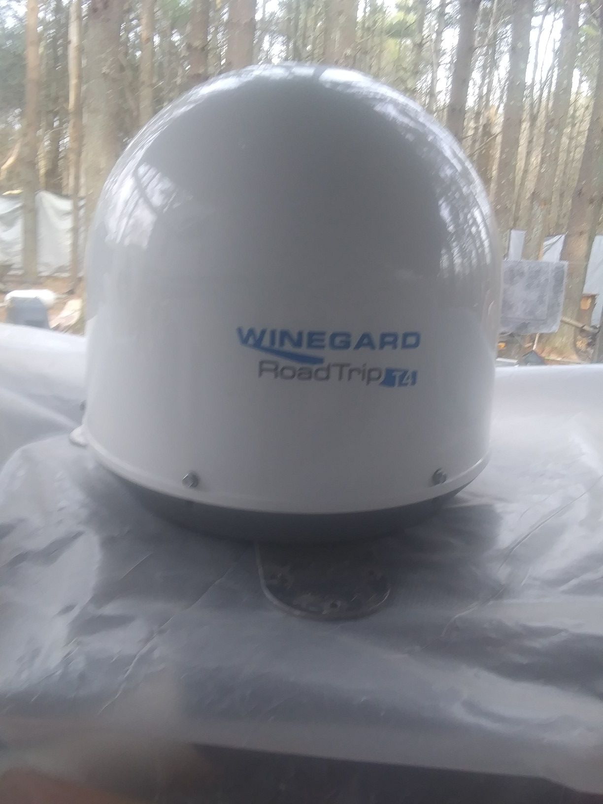 Winegard satellite dish for RV/camper w/ Wally receiver for Sale in ...