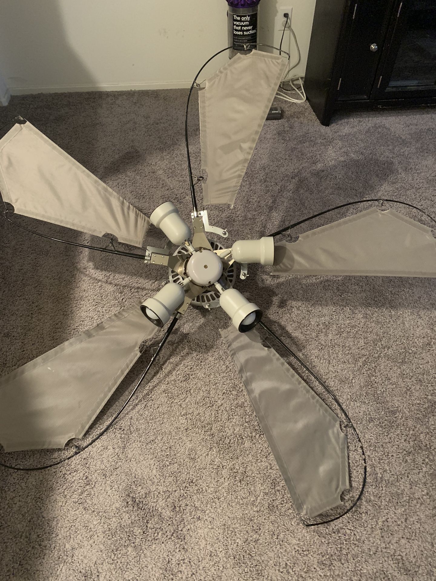 Free Casablanca Avalon Ceiling Fan (Broken Light Bolt) for Sale in ...