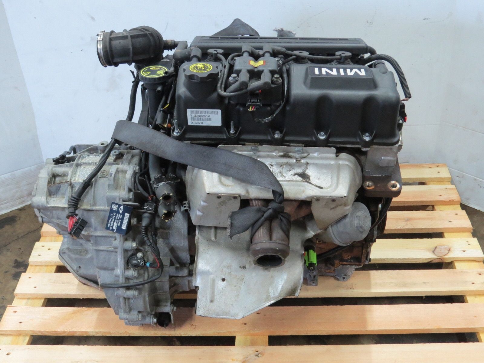 Mini Cooper Engine R50 R52 W10B16A Base Model 02-06 for Sale in Santa ...