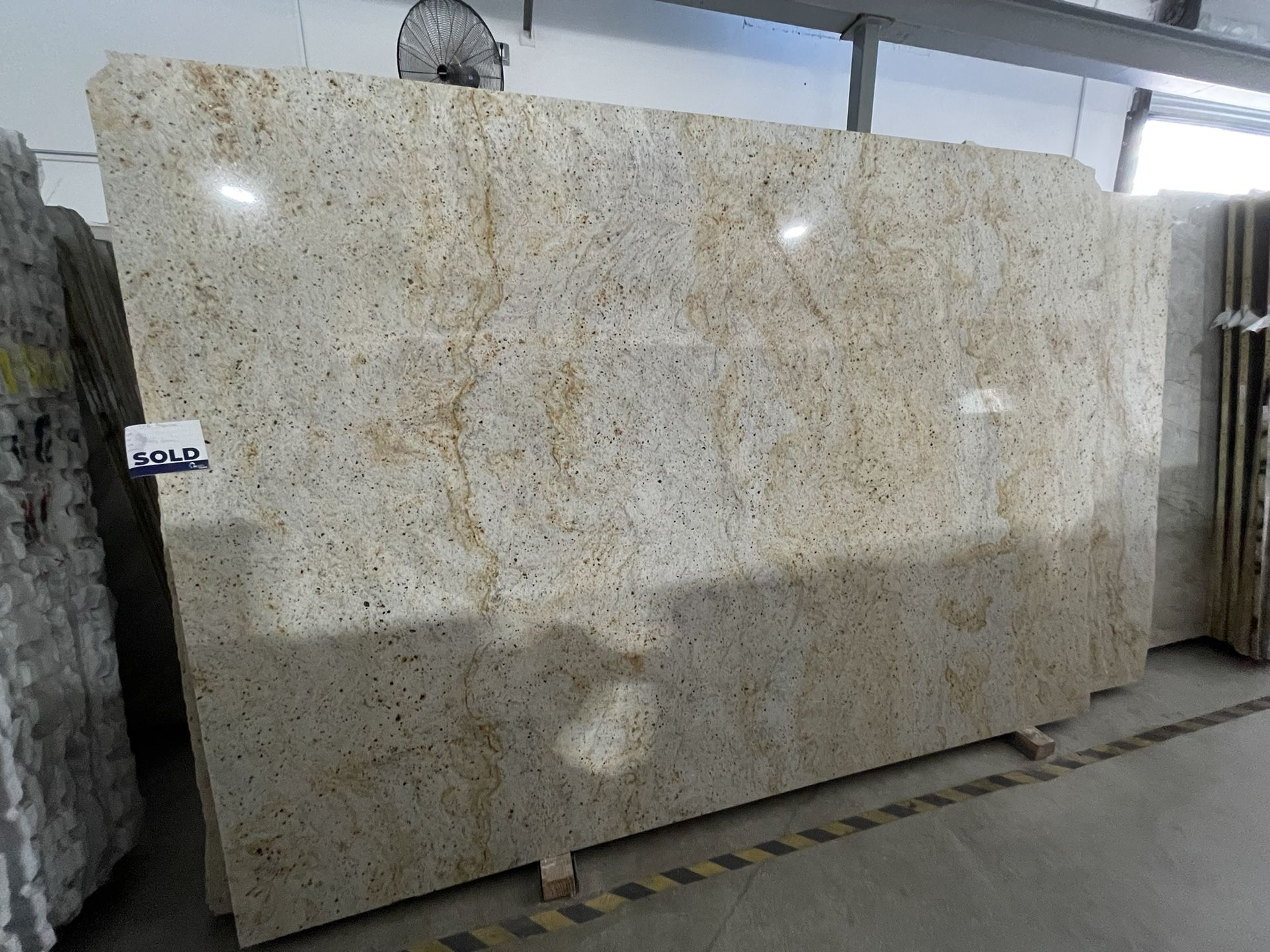 GRANITE SLABS RIVER IVORY CREAM 2cm. for Sale in Miami, FL - OfferUp