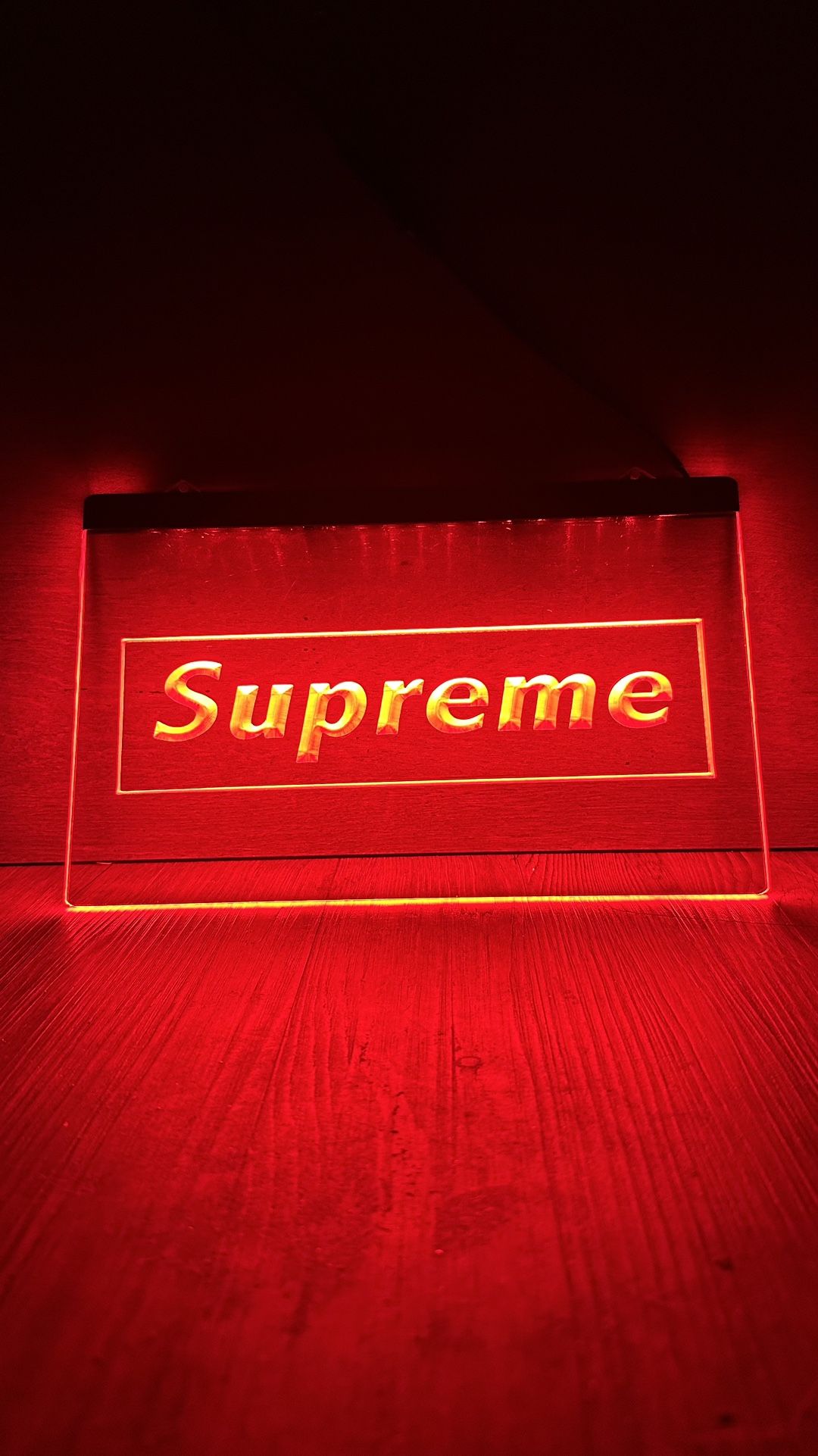 Supreme Led Neon Light Sign 8x12 for Sale in Fullerton, CA - OfferUp
