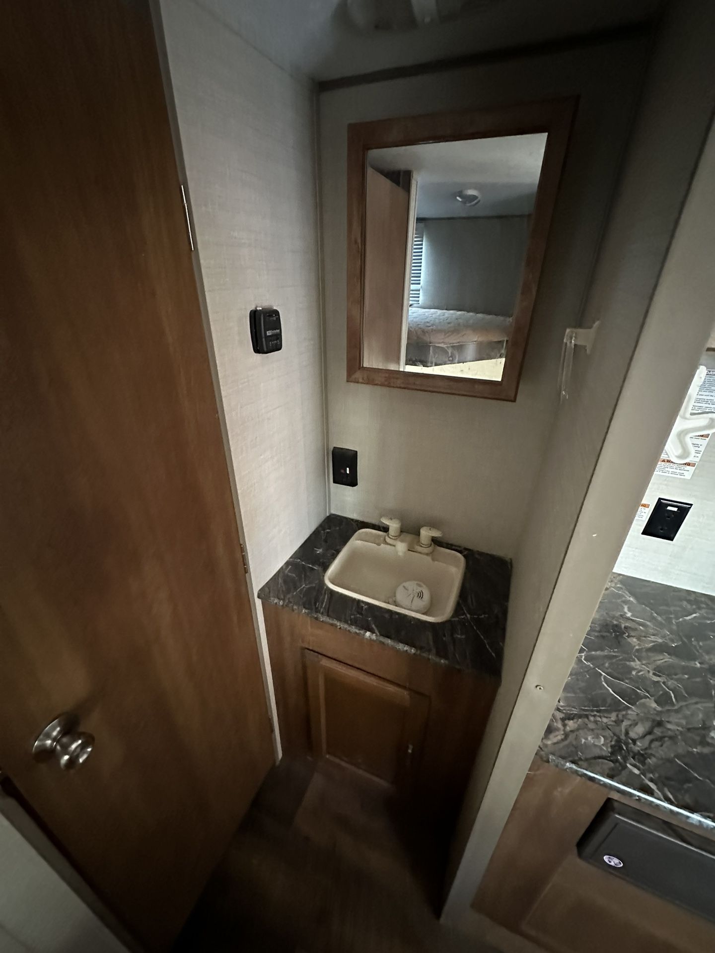 2017 Springdale Summerland Mini Series 18 Ft. Travel Trailer for Sale ...